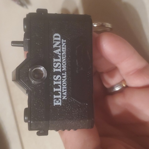 Other | Vintage Mini Camera Viewer Keychain Souvenier Ellis Island ...